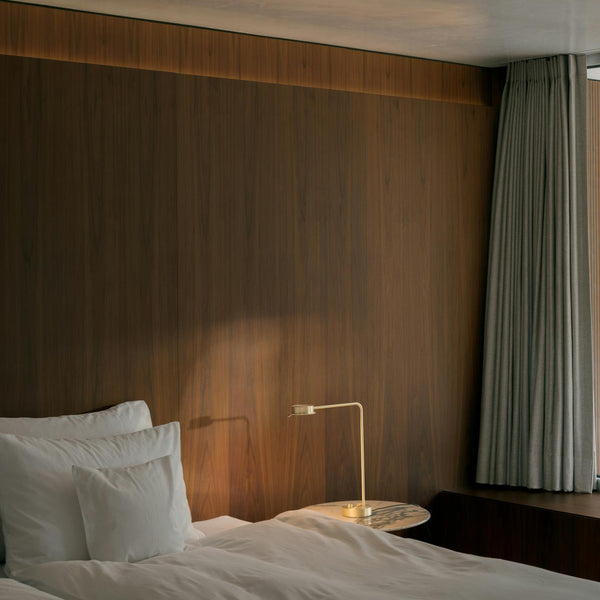 w102 Chipperfield Table Lamp — haus®