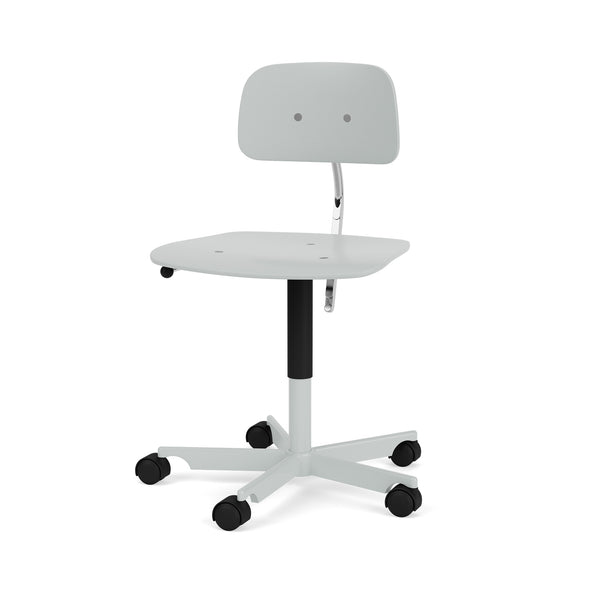 Kevi 2533 Swivel Chair by Jørgen Rasmussen for Montana Furniture — haus®
