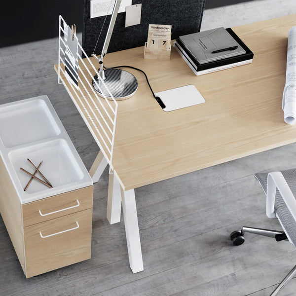 String Works - Desktop Wire Screen — haus®