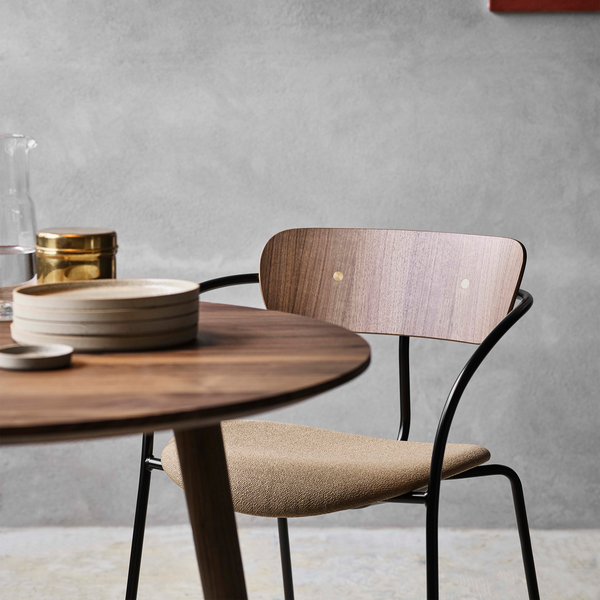 In Between Round Dining Table SK3 by &Tradition — haus®